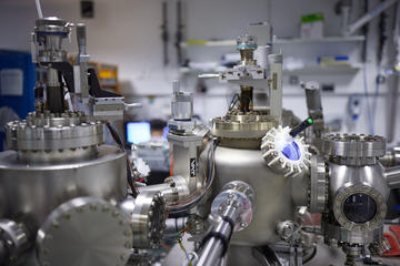 Research Areas | Oxford Quantum Institute